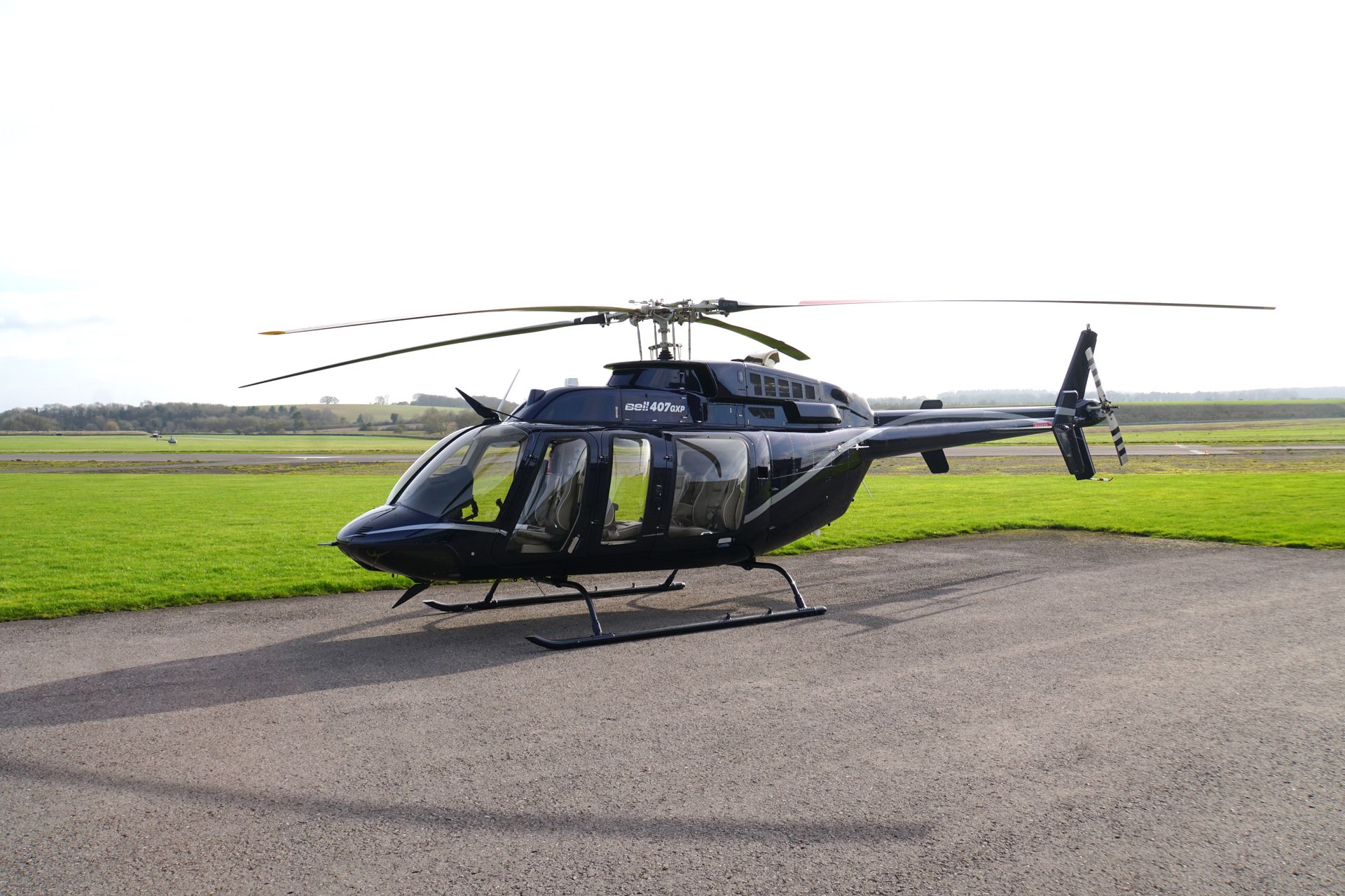 Bell 407 GXP Bell 407 GXP